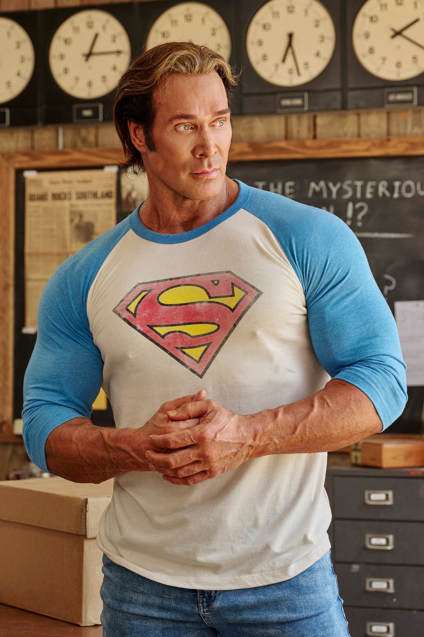 8072 - Superman 3/4 Raglan Shirts - JAN 6th